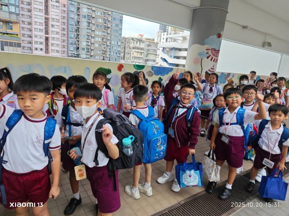 IMG_20251020_153136 | 20251020-1031圖書館人文氣候變化流動展覽 | 2025年10月 | 2025-2026年度 | 活動剪影